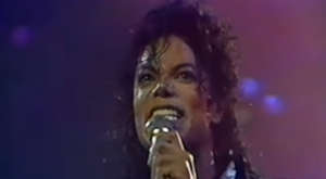 Michael Jackson Performing 'Human Nature' Live In Wembley Stadium In 1988 | The '80s Ruled