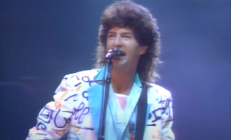 Classic REO Speedwagon - 'Don't Let Him Go' and 'Tough Guys' Live in ...
