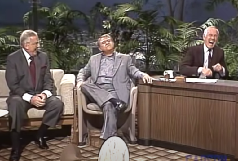 Buddy Hackett Has The Audience Rolling on The Tonight Show Starring ...
