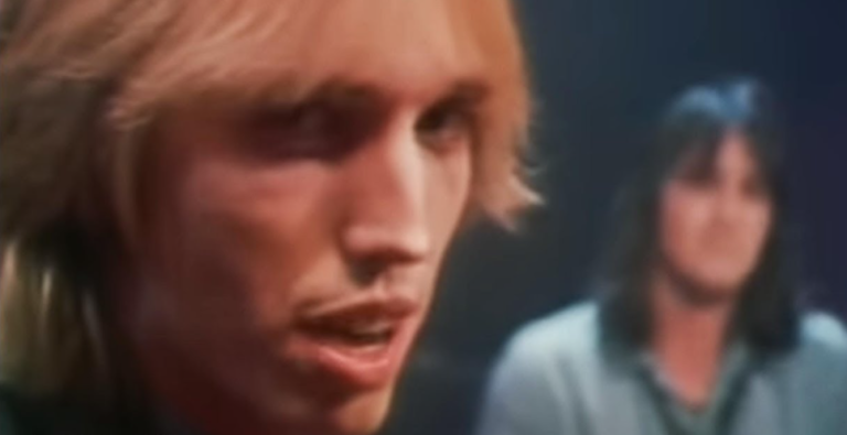Tom Petty and the Heartbreakers - 'Here Comes My Girl' Music Video from 1980 | The '80s Ruled